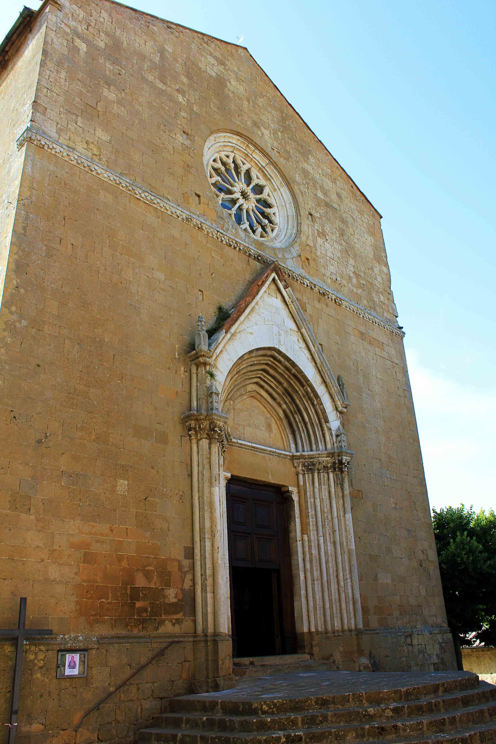 The Provost church of Saints Leonard and Christopher - Teatro Povero di ...