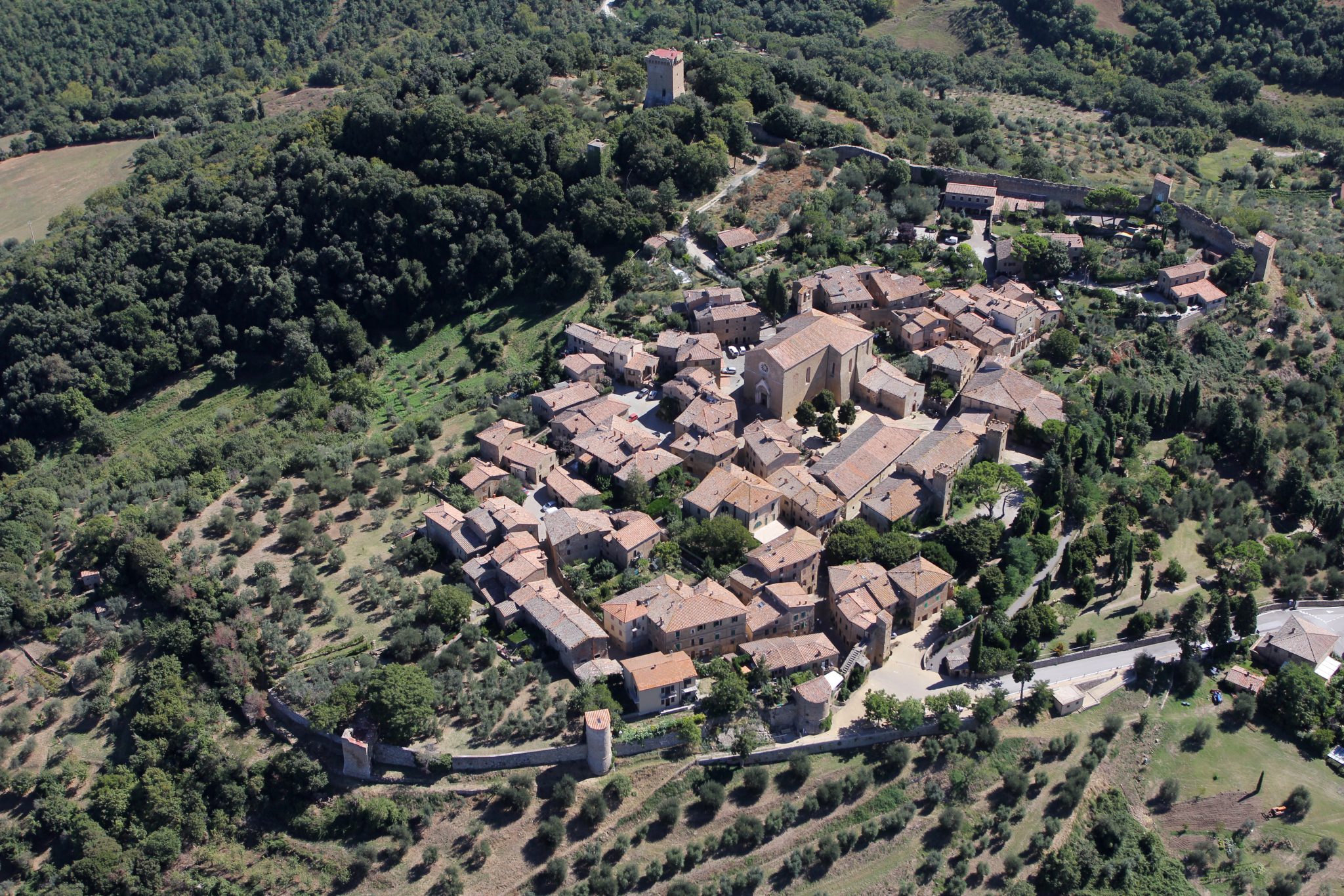 Monticchiello borgo medievale nel cuore della Val d'Orcia